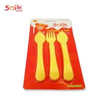 China Customized Silicone Spoon Set 2 Pack Infant Safety Spoons Training Gift Set for sale