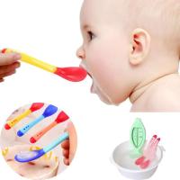 China BPA Free Silicone Spoon Set Soft Baby Feeding Training Soup Spoon Set for sale