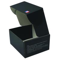 China OEM Cardboard Box Packaging Mailer Shipping Box For Clothes for sale