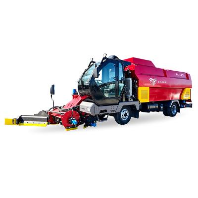 China UHAND FC-12 12m³ Self-Propelled Feed Refusal Collector with Precision Weighing and Re-Spreading System for Dairy & Beef Farms for sale