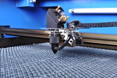 China Mini CNC Cutting Co2 Laser Engraving Machine Blue White 600 * 400 for sale