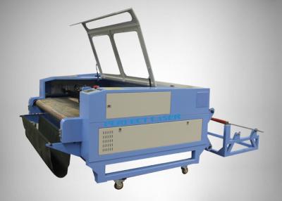 China Continuous Stitching Function CO2 Laser Engraving Machine for Autocar Seat Cover for sale