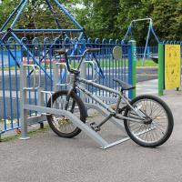 China Multiple Station Cycle Rack From China Metal Fabrication Factory for sale