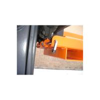 China Low Profile Fork Mounted Jib 1 Tonne Forklift Jib Attachment for sale