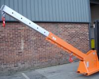 China 5000KGS 5 Tonne Fork Mounted Jib Forklift Attachment Powder Coating Surface for sale