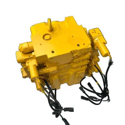 China Komatsu Bulldozers Control Valve D155AX-6 723-65-21700 Distribution Valve for sale