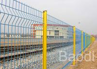China Railway Vinyl Coated Wire Mesh Fence Low Carbon Steel 50x100mm Mesh Opening Custom Sizes for sale