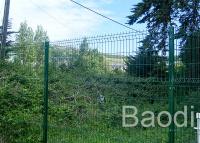 China Green PVC Coated Welded Wire Mesh Fence Panel 2x1.23m for Highway Road Safety for sale