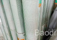 China PVC Coated Welded Wire Mesh Roll 30m Length Square Grid Green Garden Fencing for sale