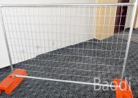 China No Digging Required Temporary Mesh Fence With Plastic Feet / 360° Welded Tubes for sale