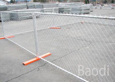 China Construction Sites Temporary Yard Fencing , Firm Structure Crowd Control Barriers for sale
