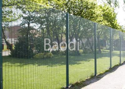 China Anti Climb Mesh Fence 3x0.5 Inch 8 Gauge Welded Security Panel for Water Treatment for sale
