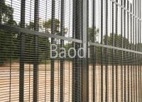 China Black Anti Climb Welded Mesh Fence 76.2mm x 12.7mm Opening 4mm Wire for Airport Security for sale