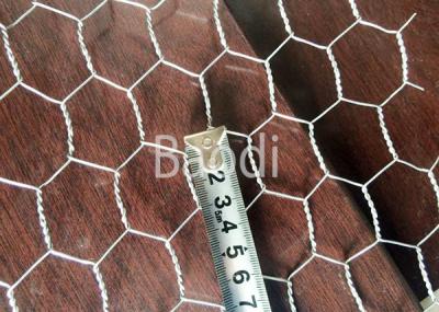 China Woven Galvanized Heavy Duty Chicken Wire 1/2 to 3 Inch Mesh Poultry Fencing 0.45-1.4mm for sale