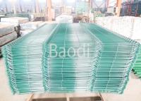 China Decorative Curved Green Welded Wire Mesh Fence 1.03m Height 3.85mm Wire Diameter for sale