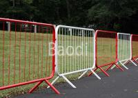 China Plastic Coated Crowd Control Barrier For Concert / Temporary Fence , Red Orange White for sale