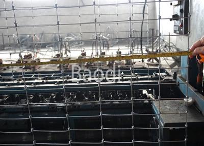 China Hot Dipped Galvanized Hinge Joint Knot Cattle Wire Fence 6in 12in Mesh 0.8m-1.8m Height for sale