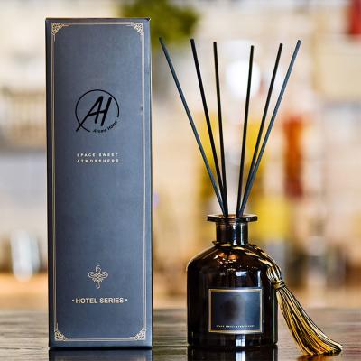 China Wood Lid Fragrance Rattan Black Reed Diffuser Bottle 50ml With Stick for sale