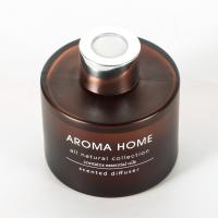 China AROMA HOME Hot-sell Oil Fragrance Glass Jar Luxury Brown Reed Diffuser Scented Candles Gift Set for sale
