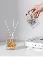 China Home Aromatherapy Essential Oil Fragrance Perfume Crystal Glass Bottle Reed Diffuser for sale