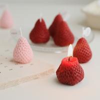 China Red Pink Strawberries Soy Wax Carved Candle Aromatic Home Scented Handmad for sale