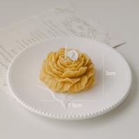 China AROMA HOME Flower Shape Peony Carving Soy Wax Candle Aromatherapy Scented Handmade for sale