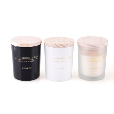 China Wholesale Luxury Scented Soy Wax Candles With Wooden Lid Gift Box for sale