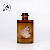 China Fiber Rattan Square Golden Lid Glass Bottle Essential Oil Aroma Reed Diffuser 180ML for sale