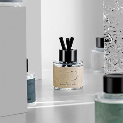 China 50ml Aromatherapy Glass Bottle Air Freshener Car Diffuser With Silicone Non Slip Mat for sale