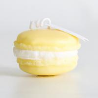 China Safe Unique Macaron Handmade Scented Candles With Delicate Colors for sale