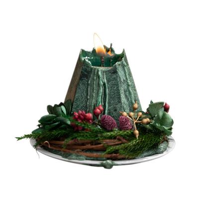 China Custom Christmas Tree Shaped Aromatherapy Soy Wax Scented Art Candles For Christmas for sale