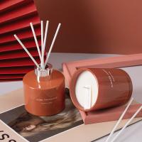 China Scented Beeswax Candle Reed Diffuser Home Fragrance Gift Set With Sticks 150g for sale