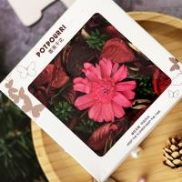 China OEM Scented Rose Petal Potpourri Dry Flower 110g For Spring for sale