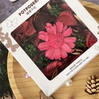 China OEM Scented Rose Petal Potpourri Dry Flower 110g For Spring for sale