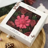 China OEM Scented Rose Petal Potpourri Dry Flower 110g For Spring for sale