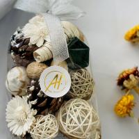 China Handmade Aroma Potpourri 200g Scented Dried Flowers And Nuts for sale