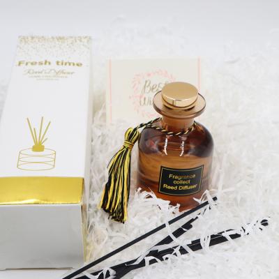 China Aroma Reed Diffuser 126ml Luxury Gift Set In Brown Bottle For Home Fragrance for sale