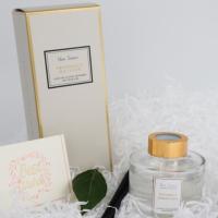 China Aroma Reed Diffuser 126ml Round Bottle Luxury Gift Set With Gold Lid for sale
