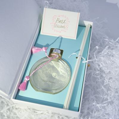 China Aroma Reed Diffuser 130ml Luxury Gift Set With Pink Knot And Rigid Box for sale