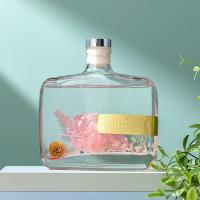 China Home Fragrance Oud Sandalwood Aroma Reed Diffuser Perfume In Gift Box for sale