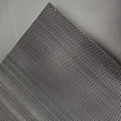 China 304 & 316L Stainless Steel Honeycomb Core with 0.8mm Cell Size - 5mm to 300mm Thickness Options for sale