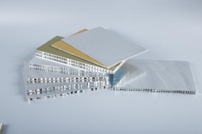China Standard 1220x2440mm Aluminum Honeycomb Panels for Building Curtain Wall 4-5.5kg/m2 for sale