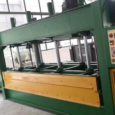 China 3~5 Layers Aluminum Honeycomb Panel Hot Press Machine For Sale for sale