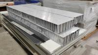 China Welded Aluminum Honeycomb Panel for Internal Floating Roofs - High Strength, Lightweight Construction with 380 km/h Impact Resistance for sale