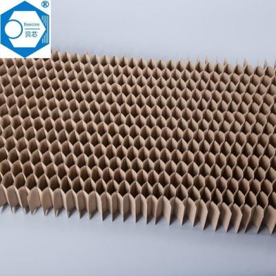 China Lightweight Paper Honeycomb Core for Door Filling Cell Size 20mm 25mm High Strength for sale
