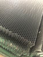 China Vibration Energy Absorption Aluminum Honeycomb Core Is Widely Used In High-Speed Trains for sale