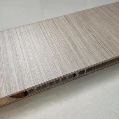 China Ultra High Flatness HPL Aluminum Honeycomb Panel 1400x2500mm with 10-25mm Thickness for Commercial Applications for sale