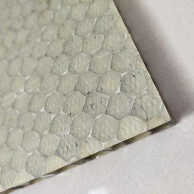China 1350x2600mm Fiberglass Honeycomb Board for Yacht Deck - 5-20mm Thickness with Aluminum Core for sale