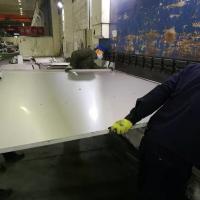 China Galvanized Steel Aluminum Honeycomb Laser Bed 1300x2500mm - 30-50mm Thickness Customizable Worktable for sale