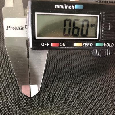 China Microporous Aluminum Honeycomb Core 0.4-5mm Cell Size with 0.015-0.1mm Foil Thickness for Filtration and Structural Applications for sale